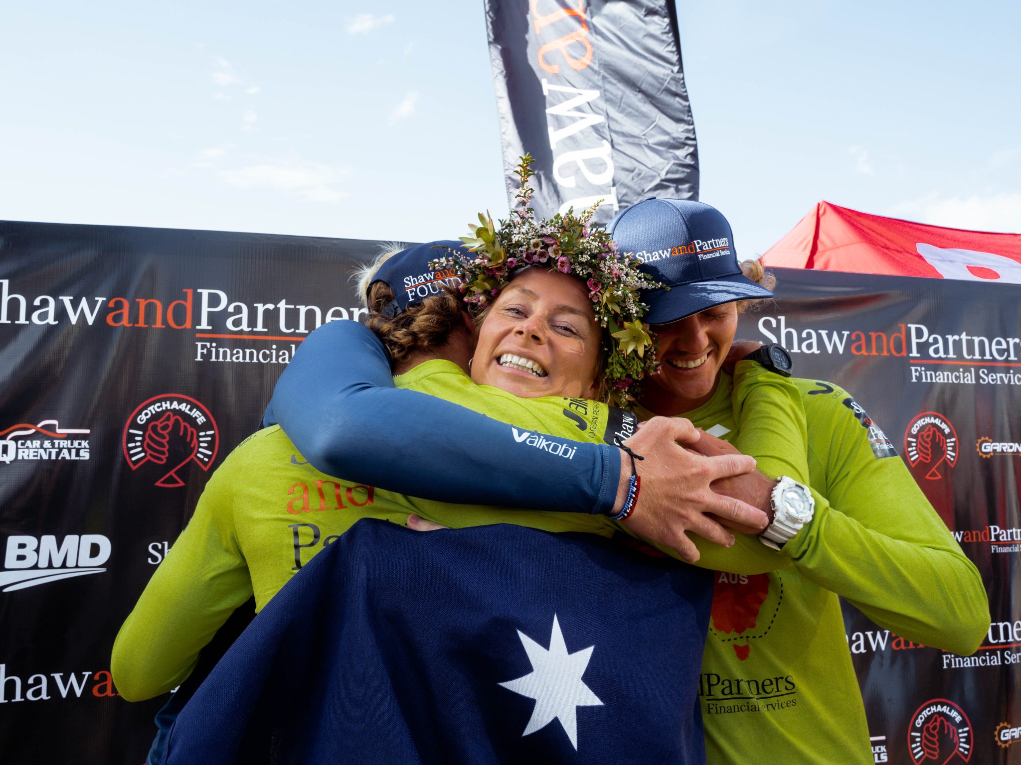 BONNIE HANCOCK COMPLETES PADDLE AROUND AUSTRALIA - The Paddler